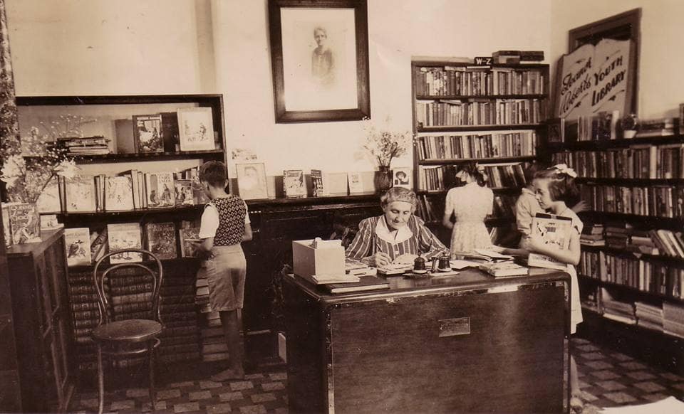 ELEANOR ROBERTS LIBRARY Lost Katanning